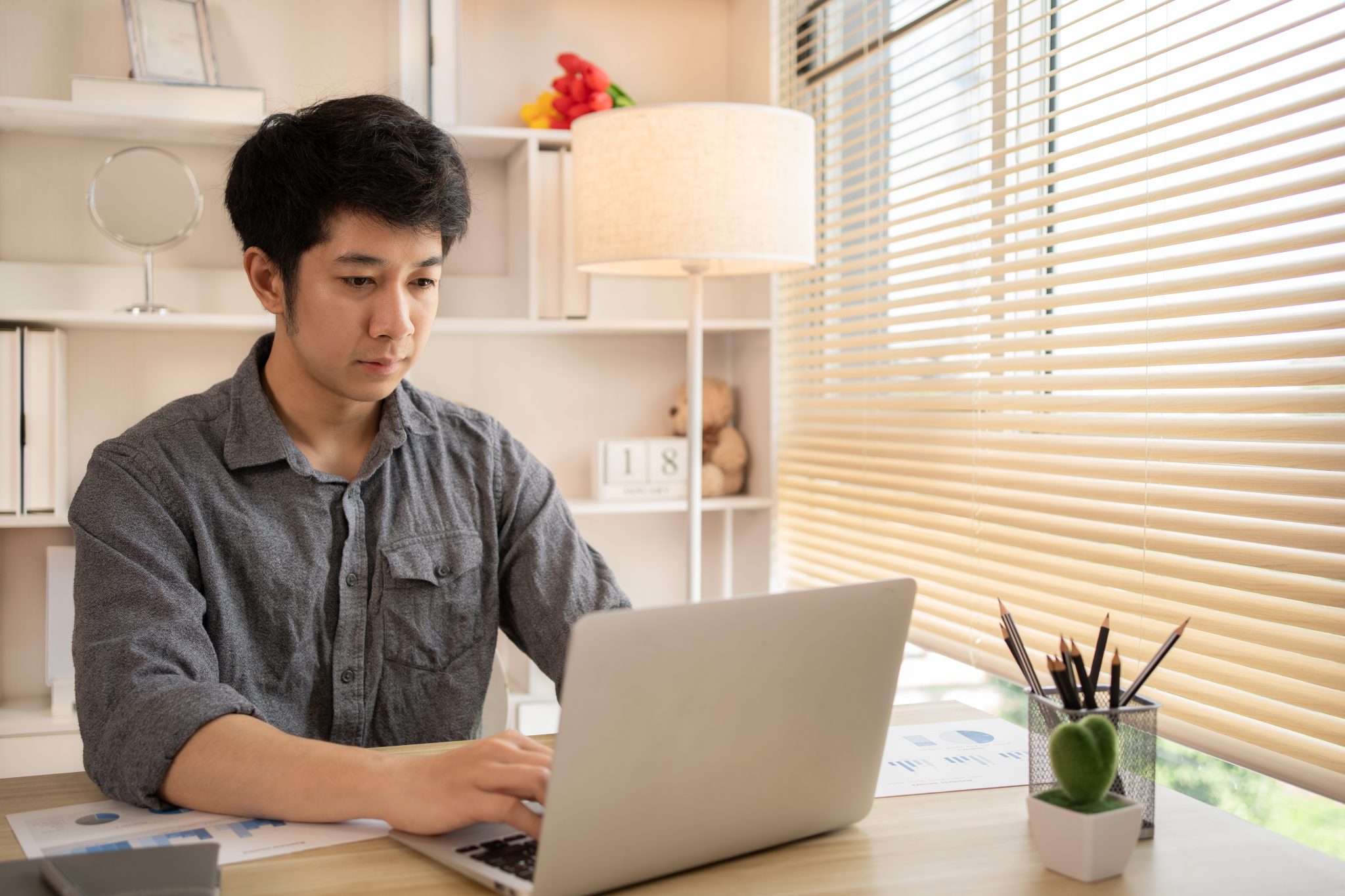 The Productivity Revolution: Remote Work vs. On-Site Work - MedCore ... The Productivity Revolution: Remote Work vs. On-Site Work - MedCore ...